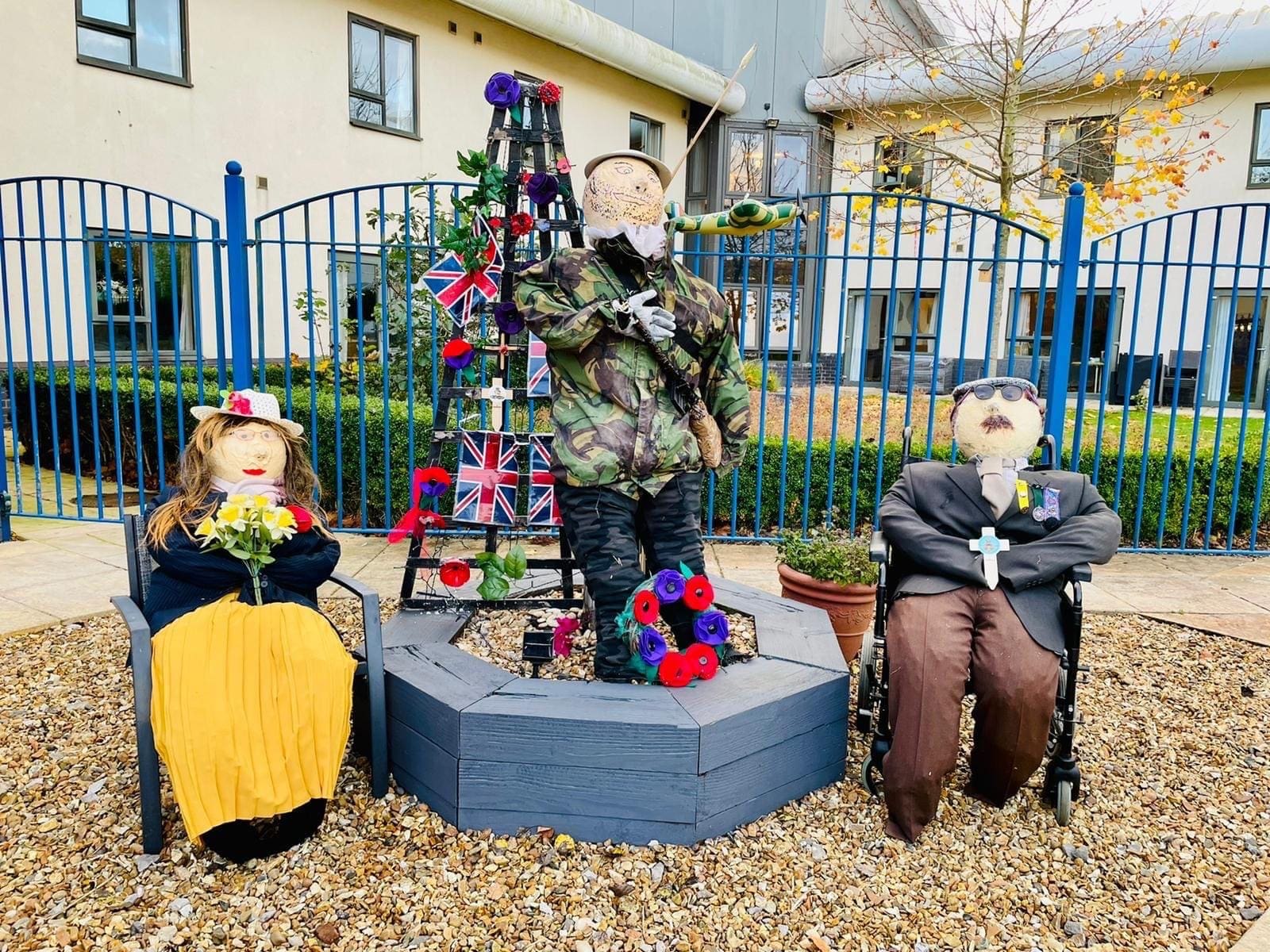 ST HELENS SCARECROW FESTIVAL WINNERS ANNOUNCED BY JOHNNY VEGAS! - The ...